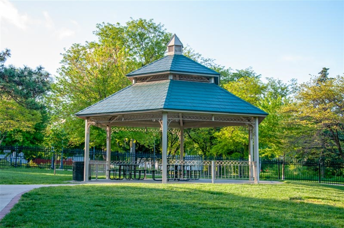 Weddings at Stransky Park – City of Lincoln, NE